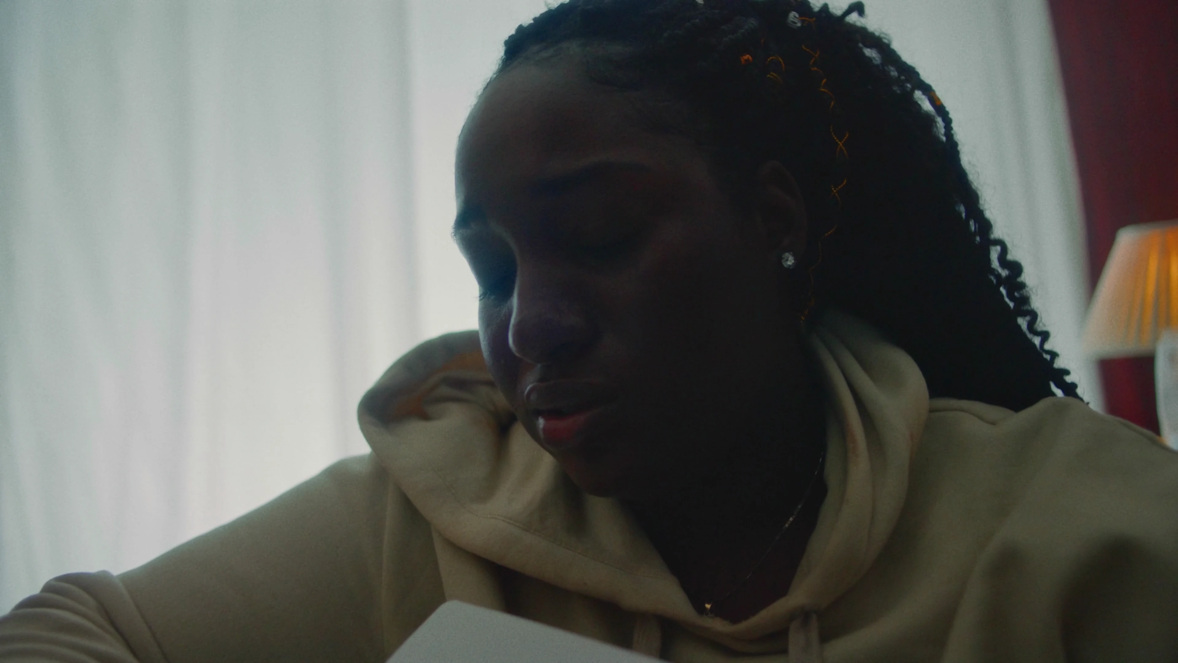 Declan J Donovan - Perfectly Imperfect (2020) - Music Video Frames | StillsLab